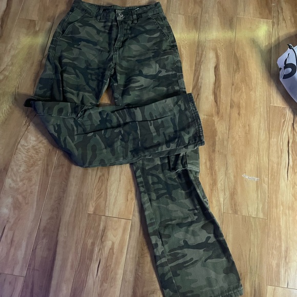 SHEIN | Jeans | Green Army Cargos | Poshmark
